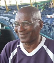 Foster Huggins uncoils memories of Windward Islands schools’ games ...