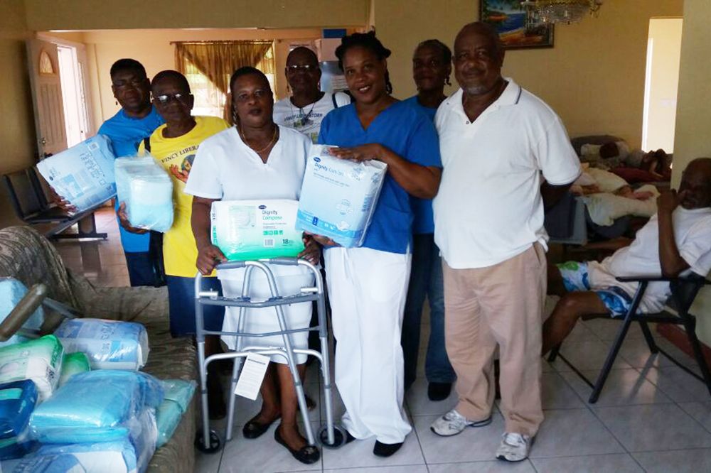 Vincy Liberators SVG makes donation - Searchlight