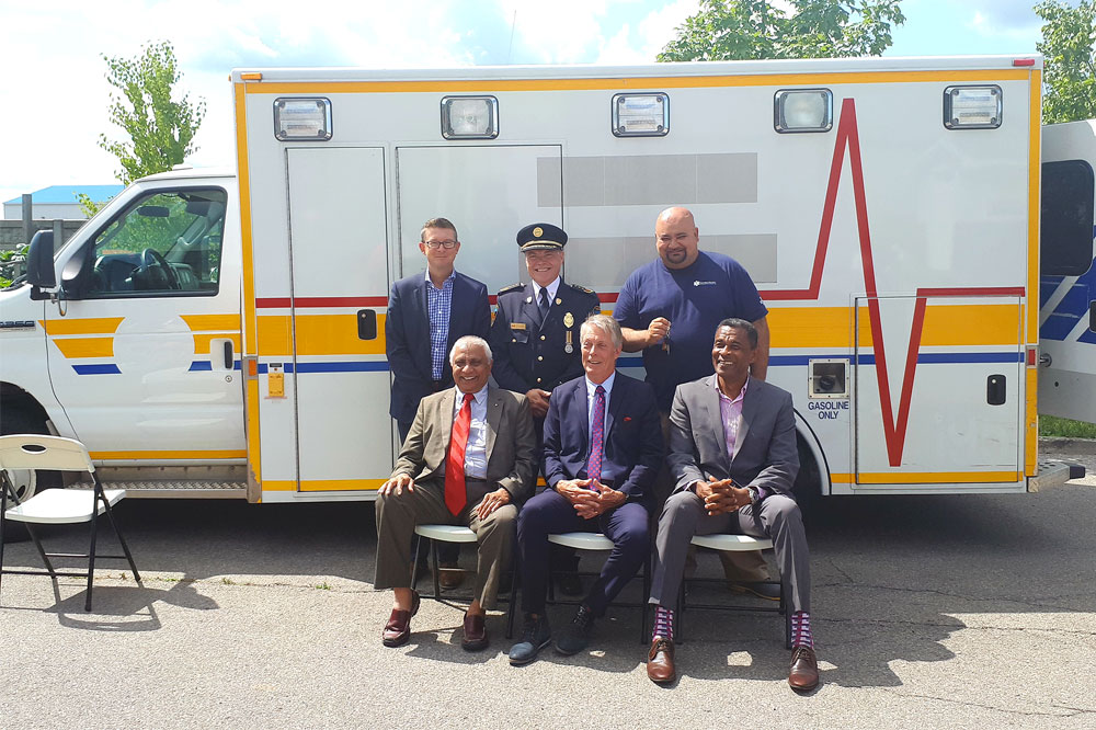 Hamilton Paramedics donate retired ambulance to SVG - Searchlight