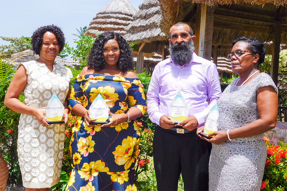 Nine retired primary school principals honoured - Searchlight
