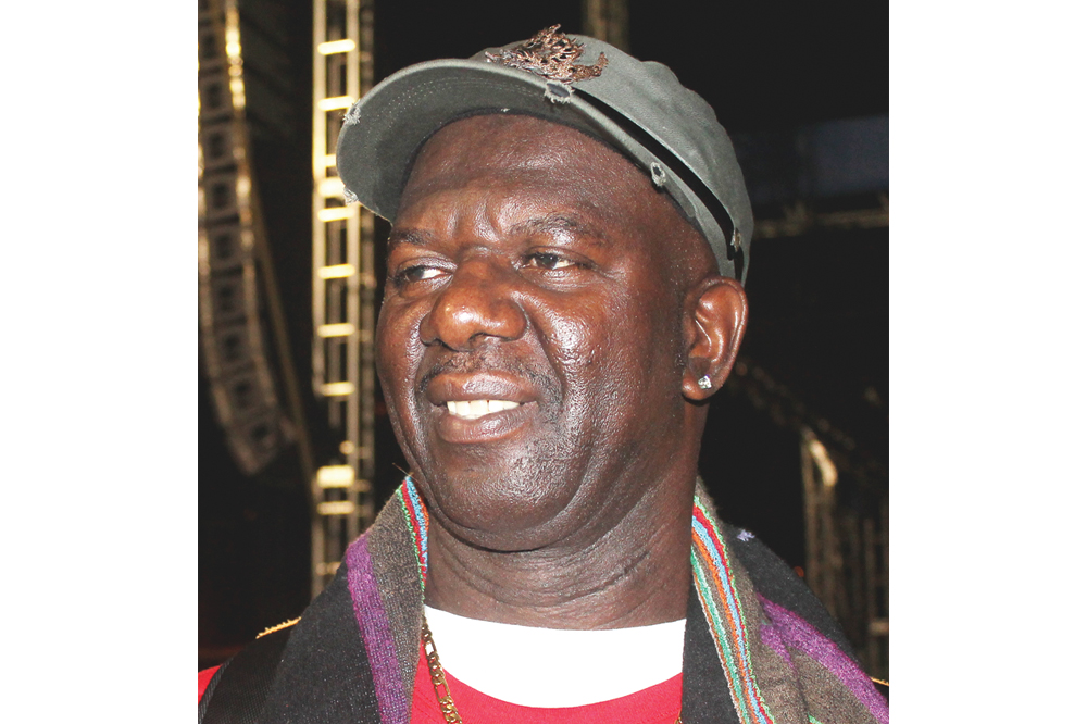 Hero is ah hero! - Searchlight