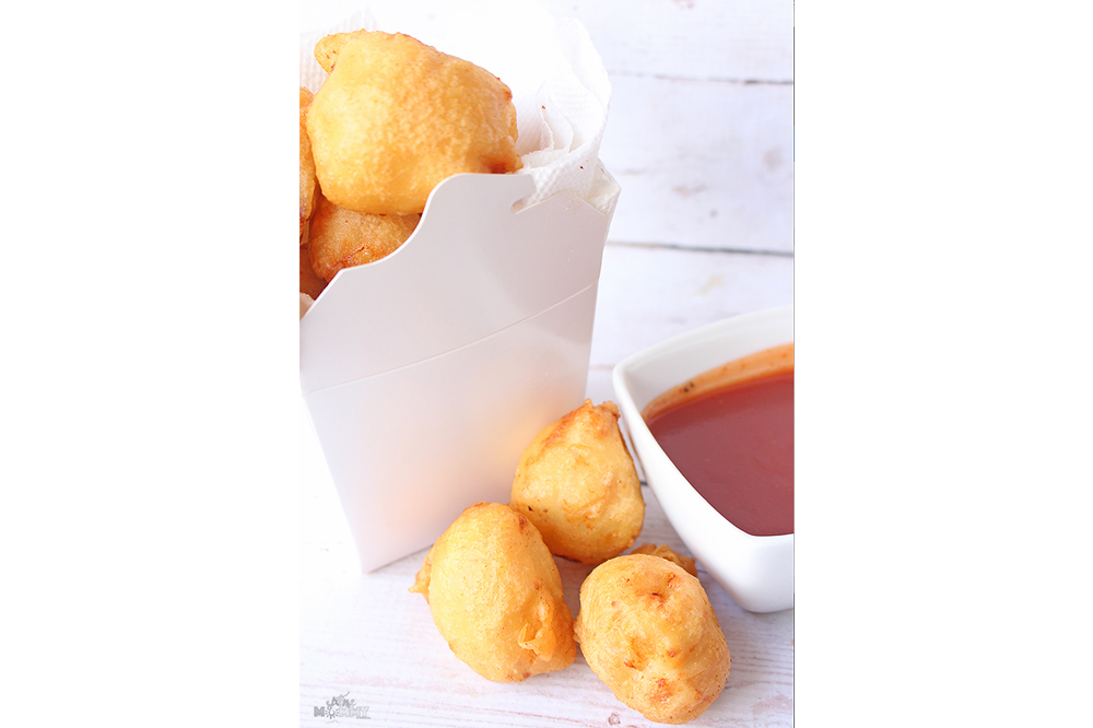 Chinese Chicken Balls with sweet and sour sauce - Searchlight