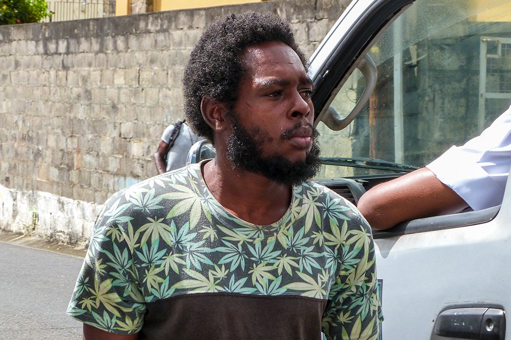 Man fresh off a 12-month prison sentence, facing charges again ...