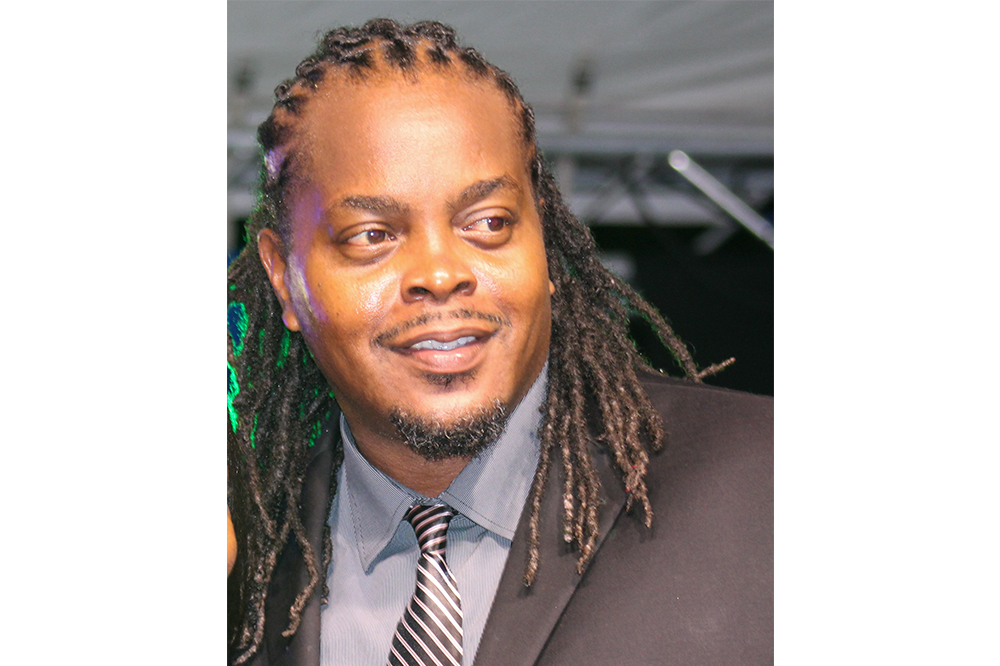 Entertainers aiming for 50 per cent vaccination by year end - Searchlight