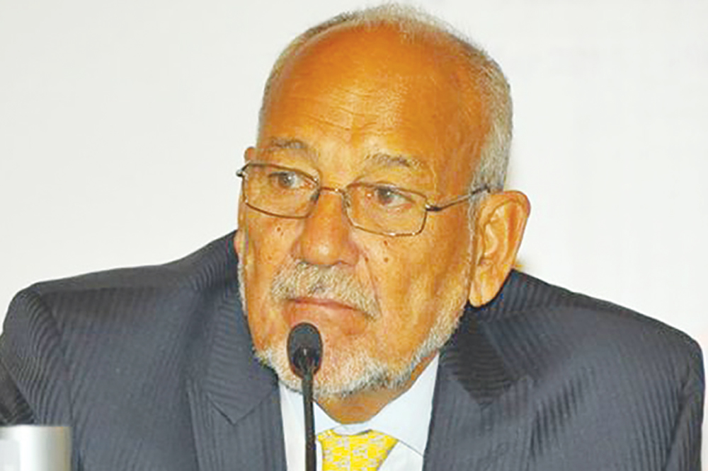 Members of Parliament pay tribute to Sir James - Searchlight