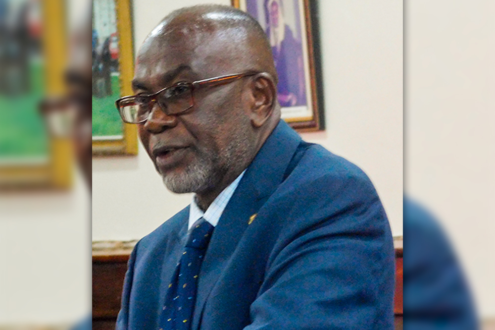 Leacock pays tribute to Prime Minister Dr Ralph Gonsalves