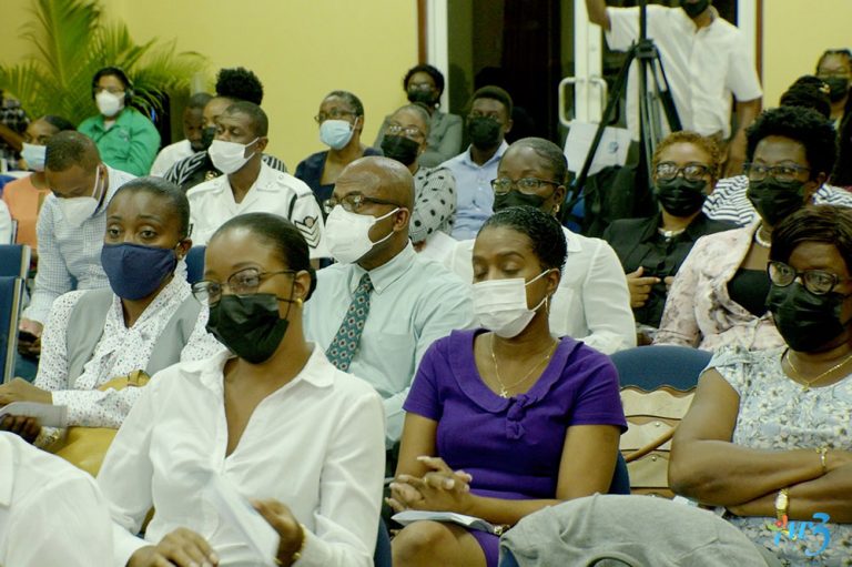 Social Development minister welcomes programme to help public servants ...