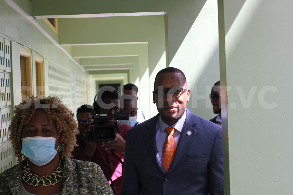 ECCB Governor visits CW Prescod Primary School (+video) - Searchlight