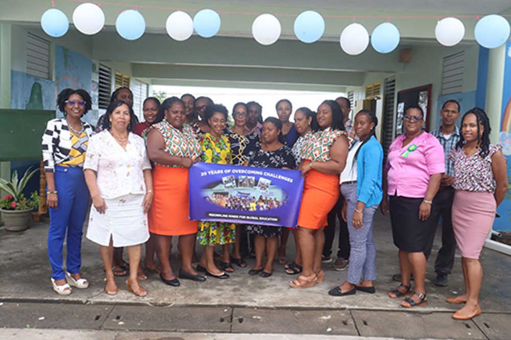 Sandy Bay Primary School gives thanks as they celebrate 20 years of ...
