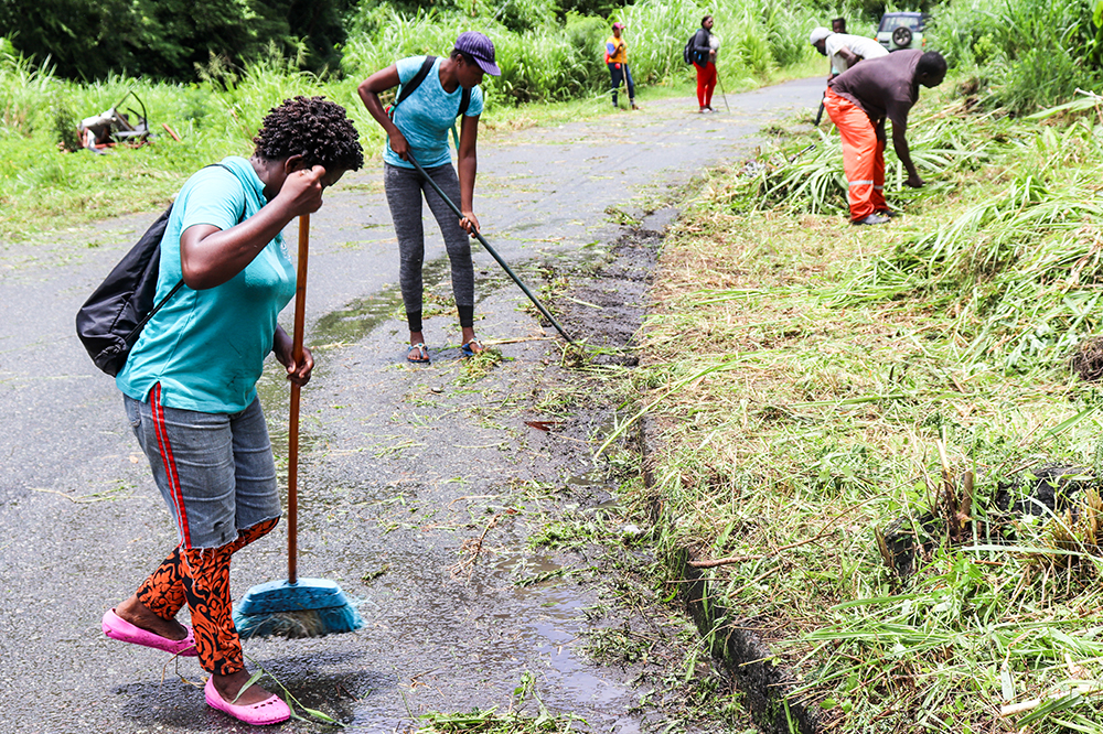 Annual Christmas Road Cleaning Programme begins