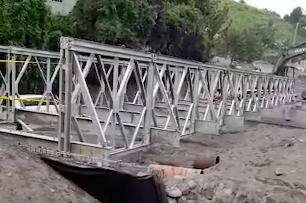 Bailey bridges will not be completed for Christmas (+video)