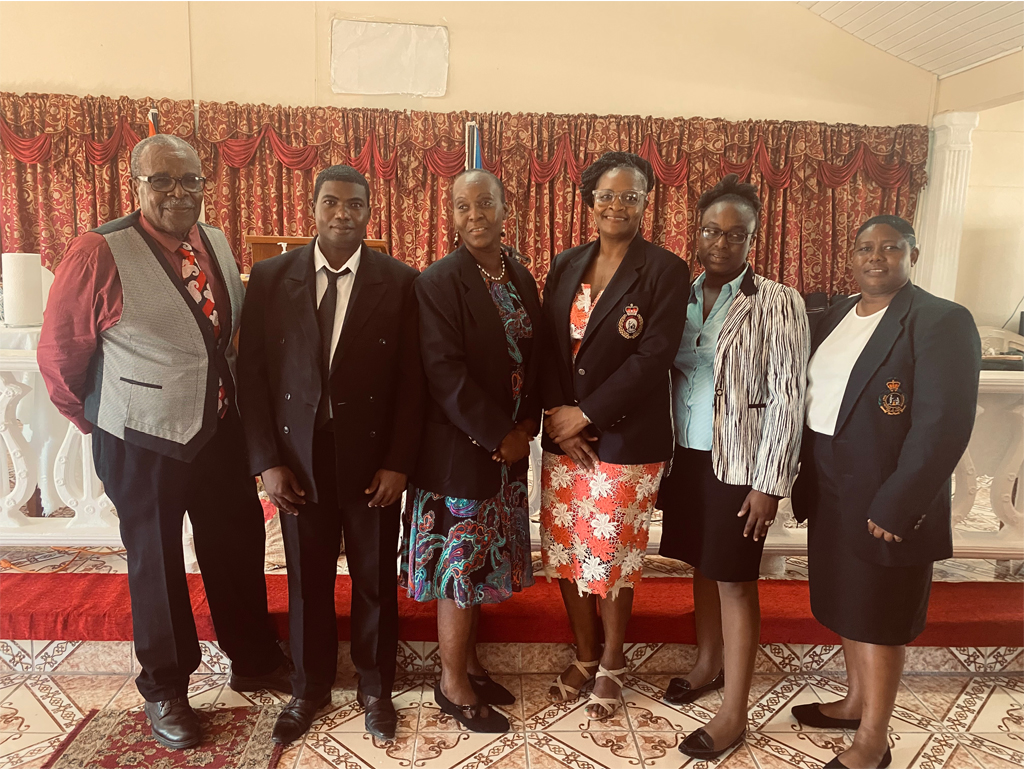 Eight officers celebrate 20 years of policing in SVG