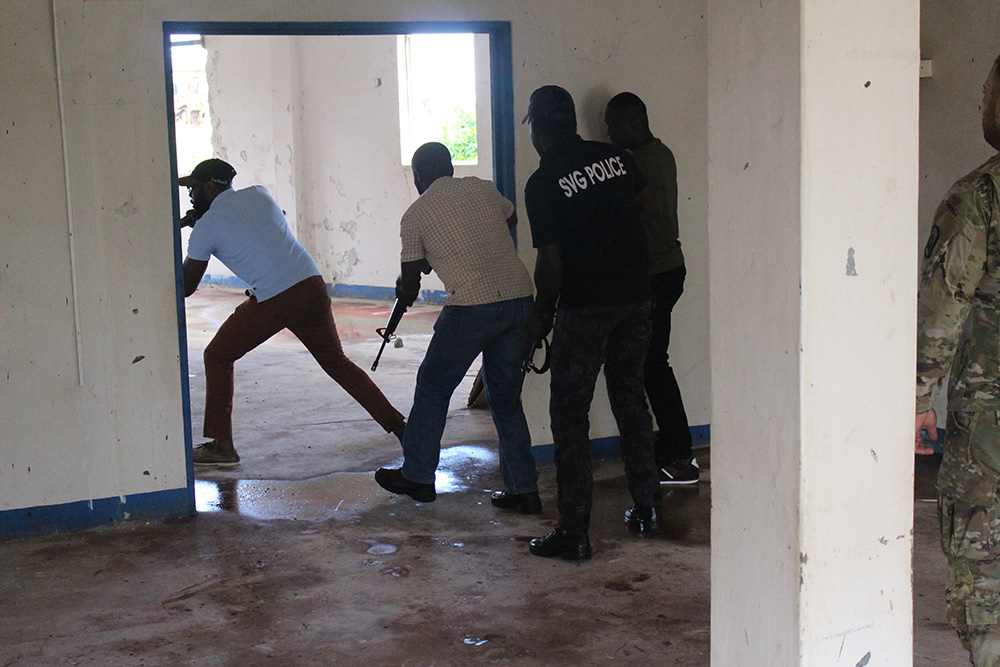 Police Officers receive training in Military Police Operations