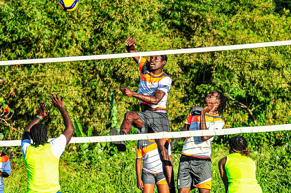 Cropper leads Associates Combined to volleyball title