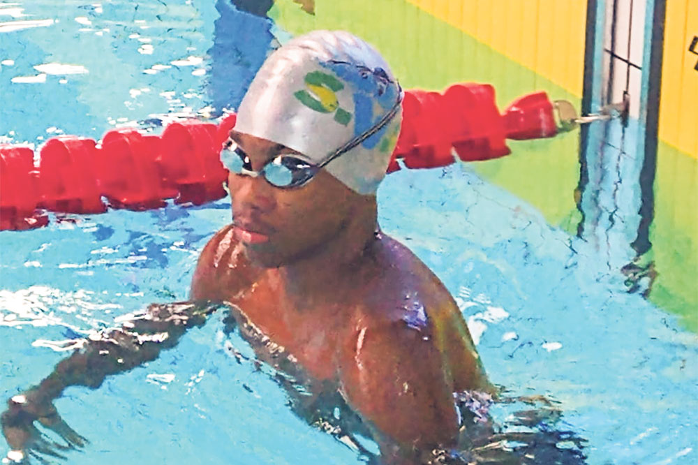 Para-swimmer on classification mission - Searchlight