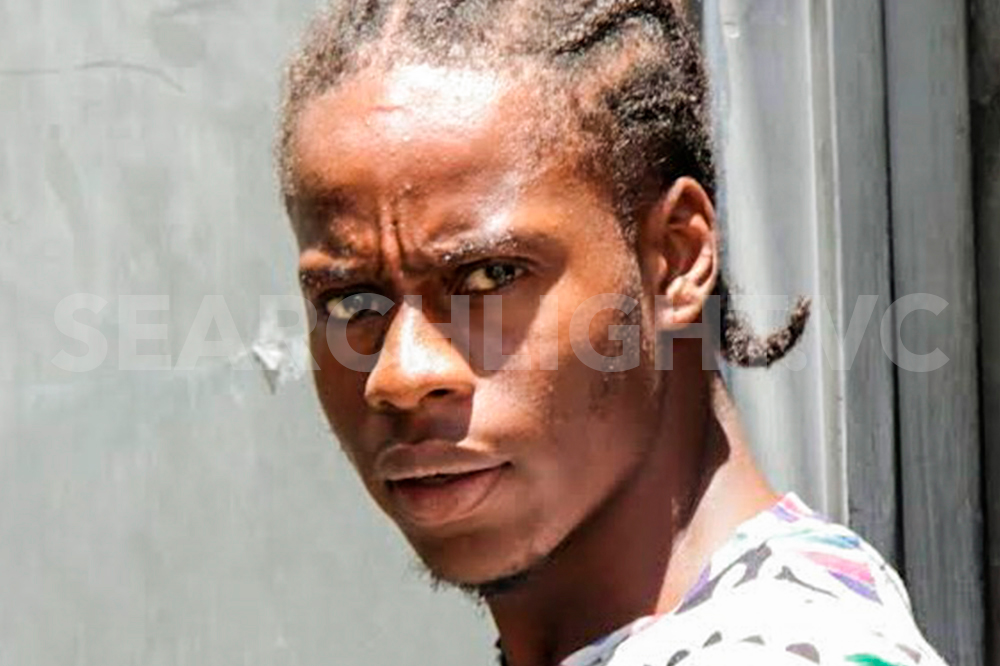 Bottle pelting teenager receives suspended sentence