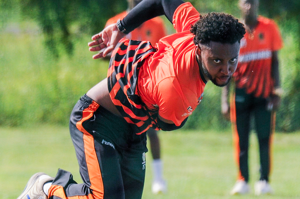 Vincentian fast bowler out, then back in Windwards Under-19 Cricket squad