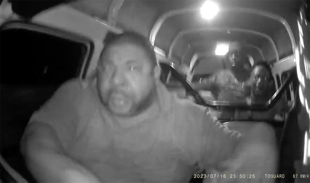 BARBADOS: Van driver escapes robbery without injury