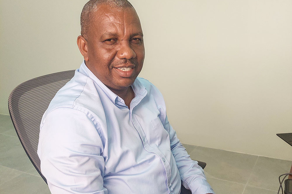 Government preparing to digitize and move services online