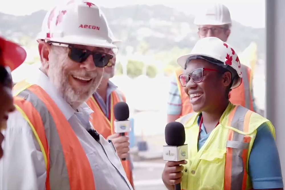 PM Gonsalves visits Port Project - Searchlight