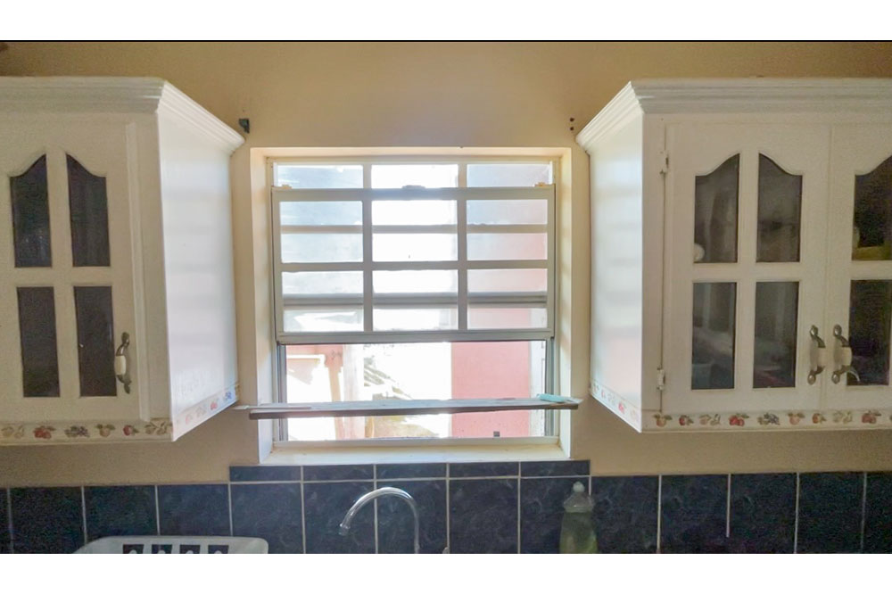 Windward bandits displaying potential for murder