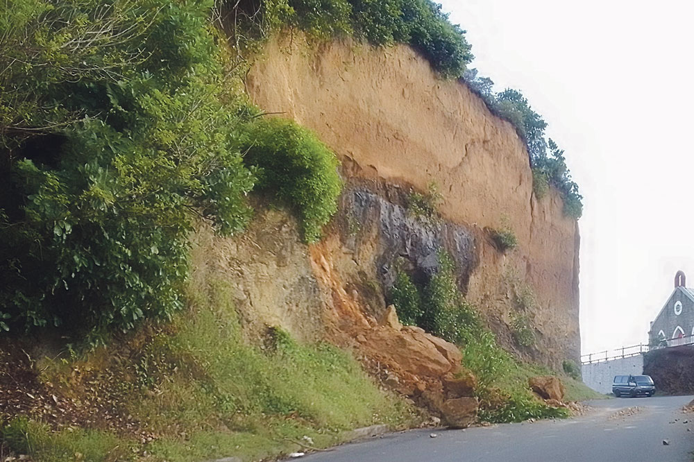 Rains dislodge large boulder at Biabou