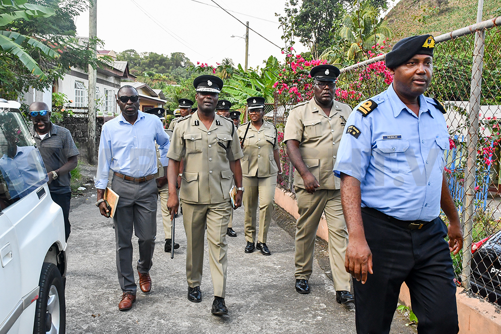 Police meet with South Rivers residents - Searchlight