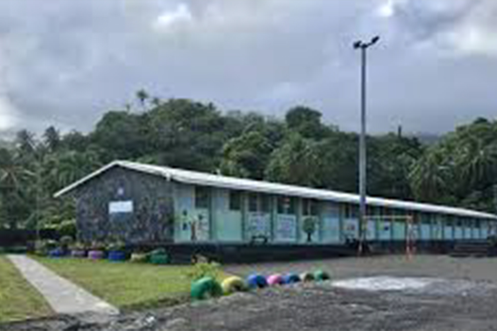 Dickson Methodist School students receive scholarships - Searchlight