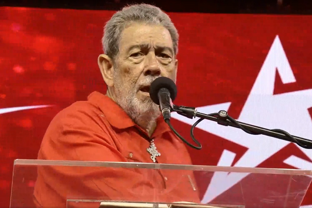 PM provides personal funds to help Vincentian Students in Jamaica - Searchlight