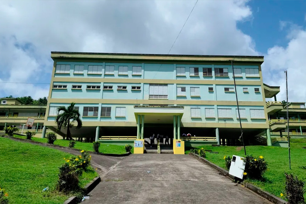 Barrouallie Secondary marks 55th anniversary - Searchlight